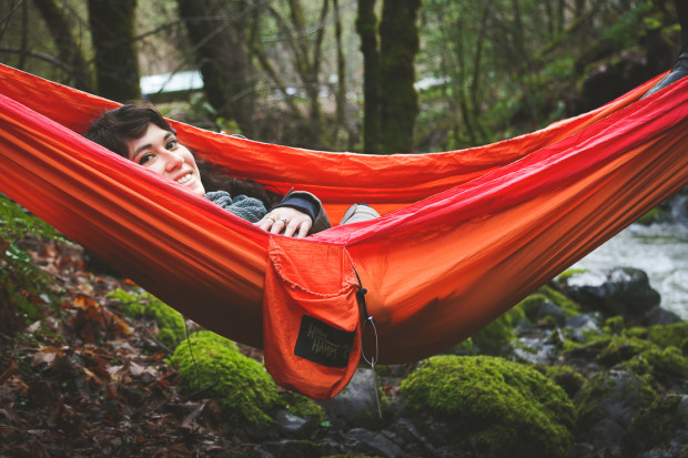 [Review] Hobo Hammock - Perfect Camping/Travel Hammock For The Socially ...